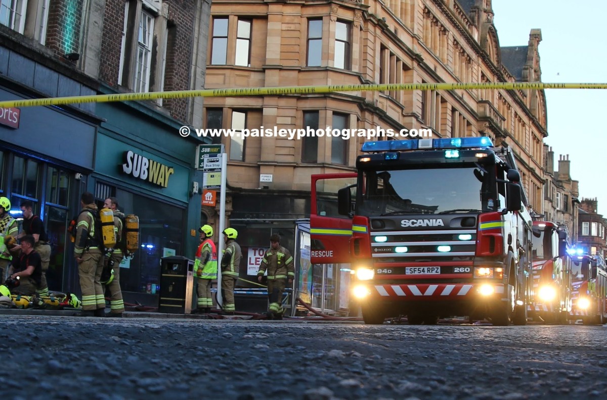 Paisley Subway Branch Gutted By Fire – Paisley Photographs